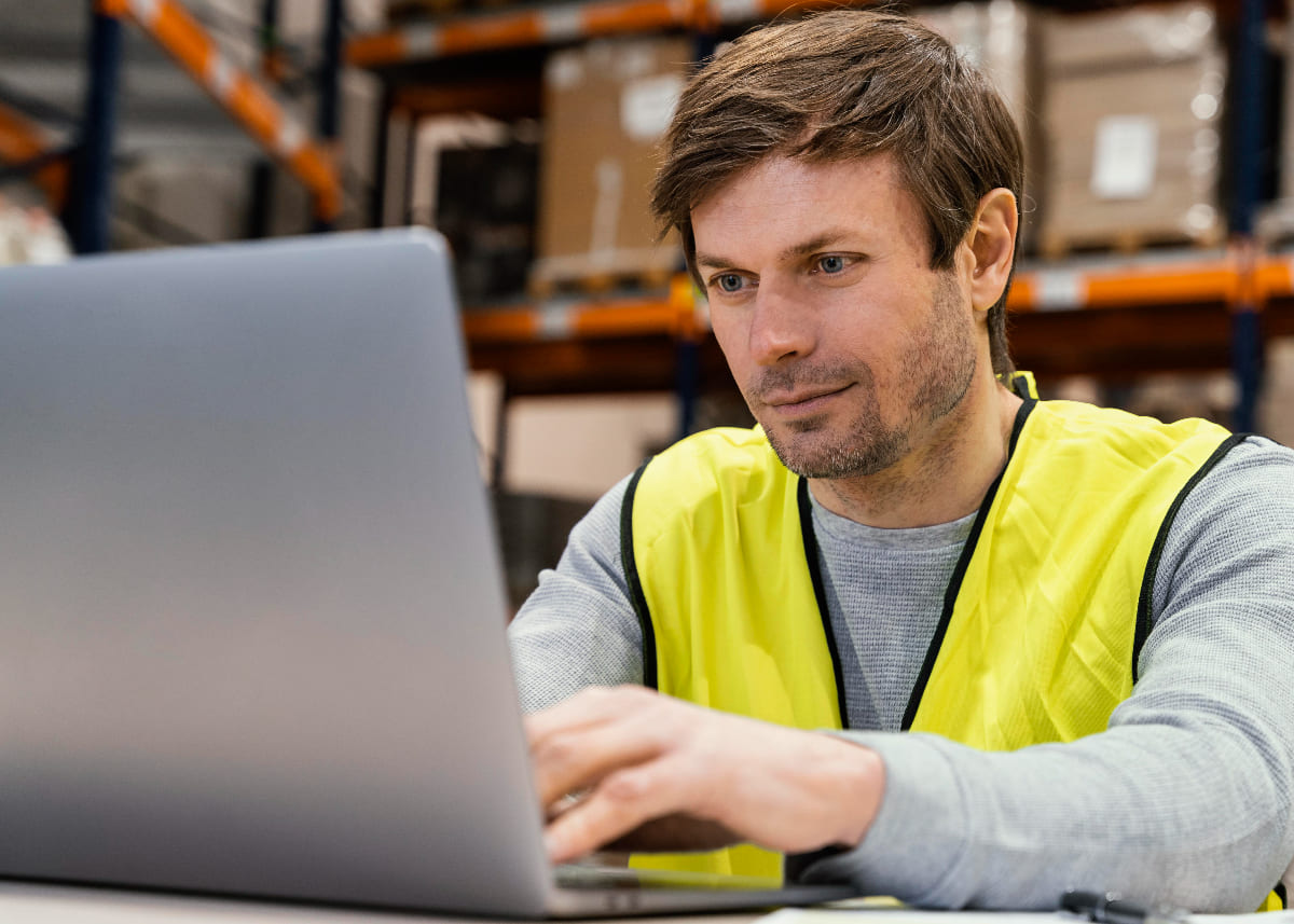 ¿Cuáles son las funciones de un operador logístico? | ESIC