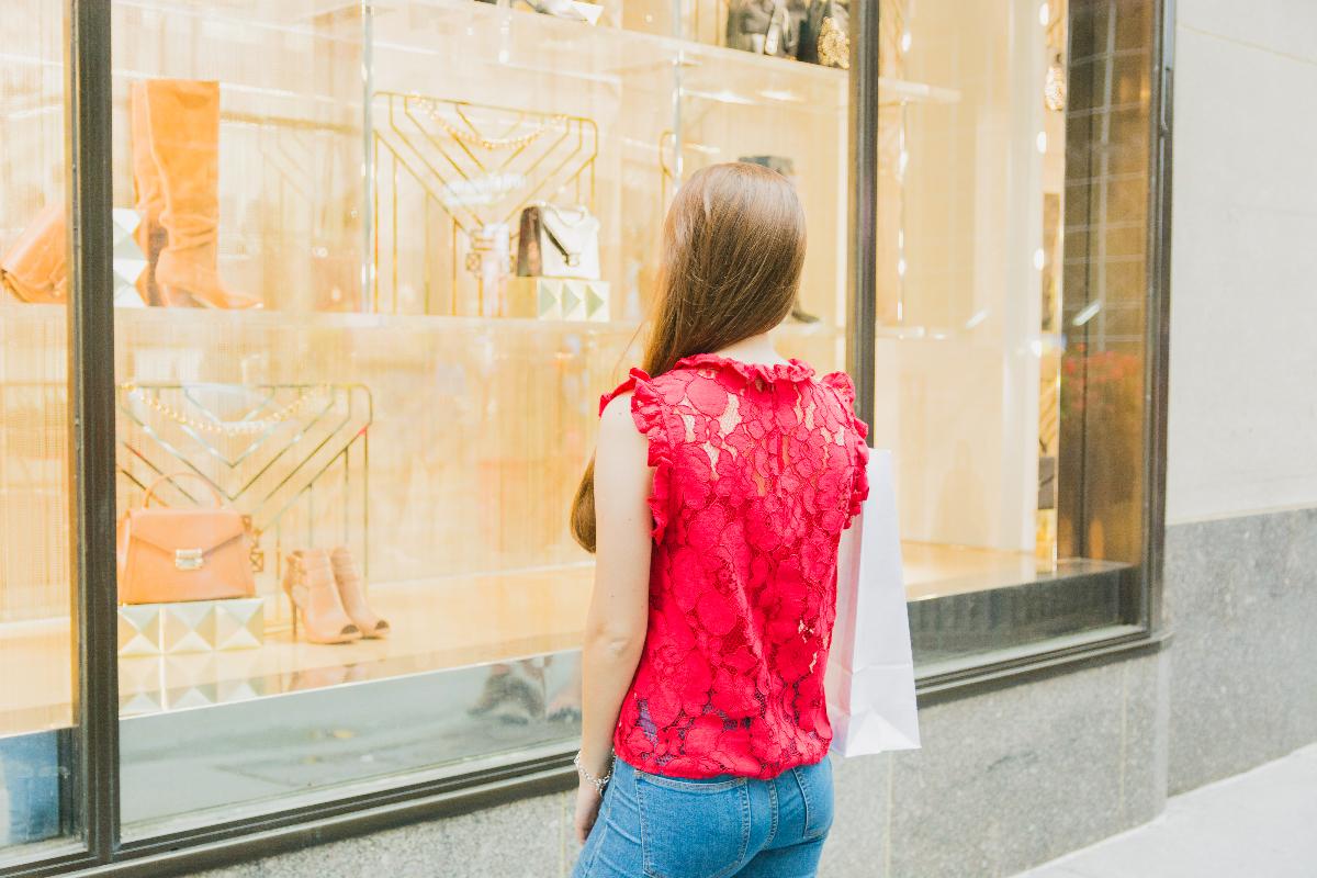 Escaparatismo: qué es y tipos de escaparates | ESIC